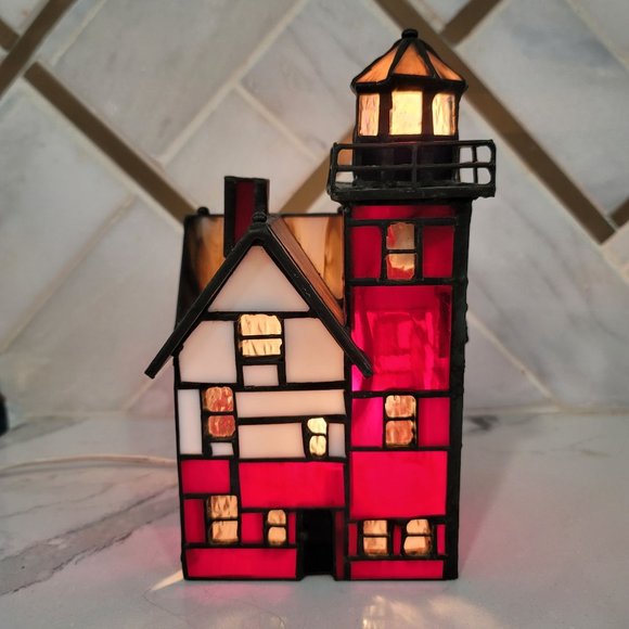 Forma Vitrum | Accents | Forma Vitrum Lighthouse House Red And White ...